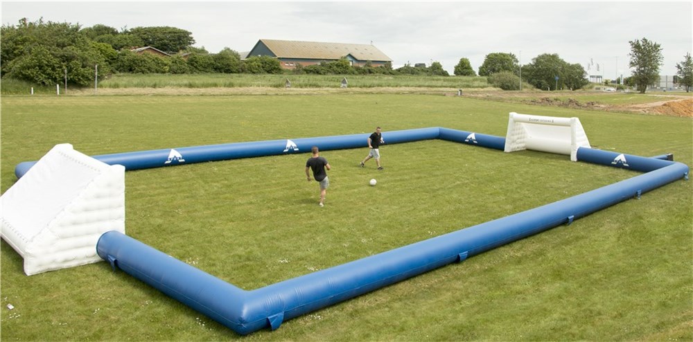 Fodboldbane oppustlig